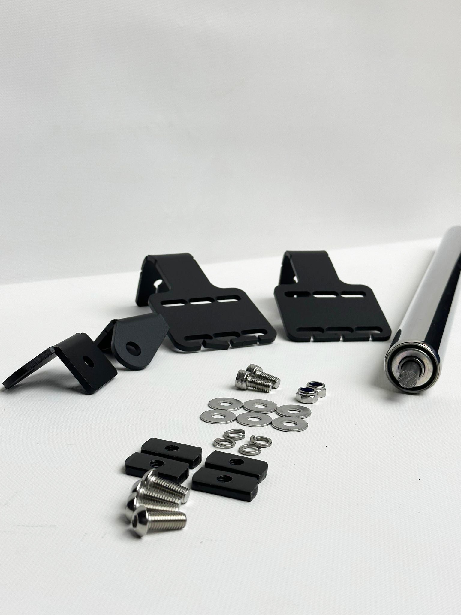 Buy Chrome Roof Rack Roller Bracket 60Cm Online | LAMASSU RACK ...