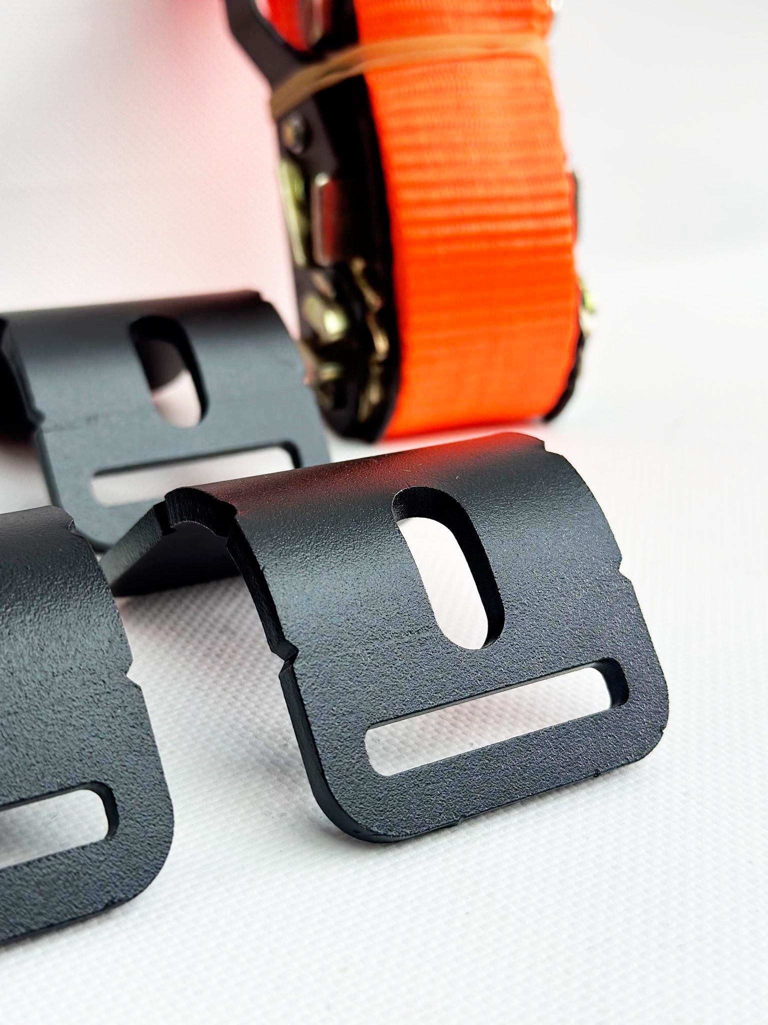 Buy Recovery Tracks Holder Bracket With Rope Online | LAMASSU RACK ...